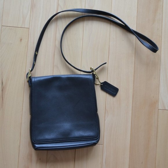Coach | Bags | Vintage Coach Black Leather Crossbody Shoulder Bag 982 ...